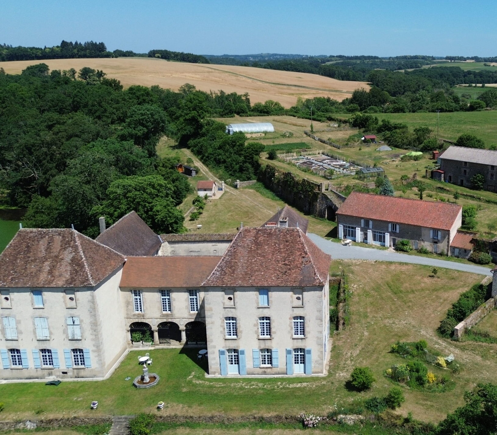 Castle - Chateau de Dompierre
